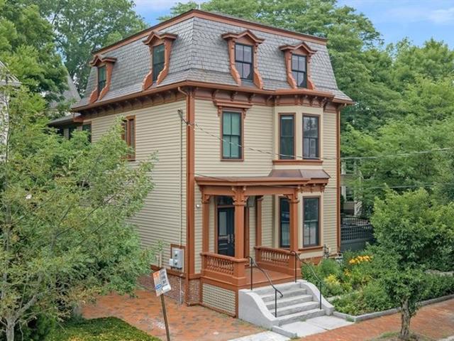 81 Garfield St Unit 81, Cambridge, MA 02138