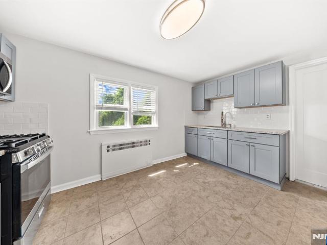 81 Grant Avenue # 2
