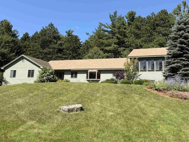 81 Hall Farm Rd, New London, NH 03257