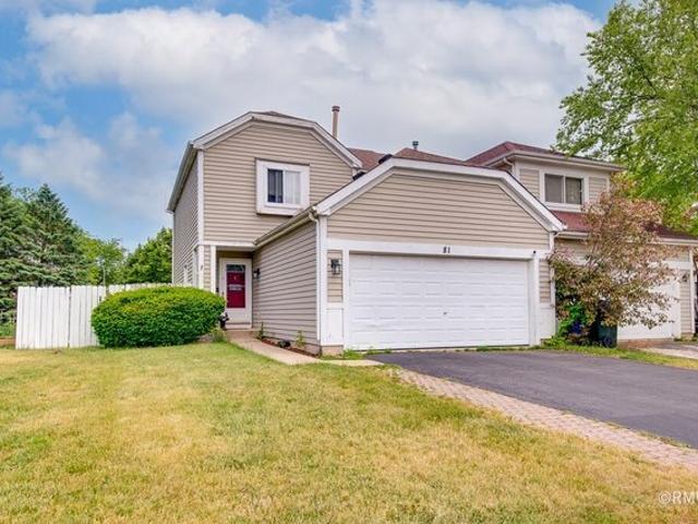 81 Kingsport Dr, South Elgin, IL 60177