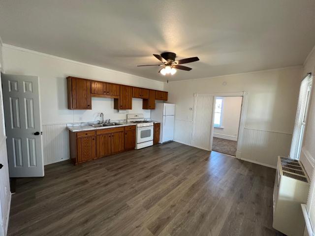 81 Linden Avenue W