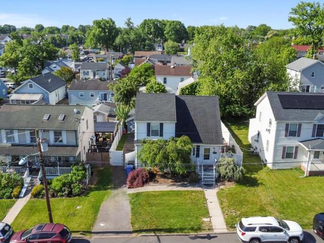 81 Lockwood Avenue