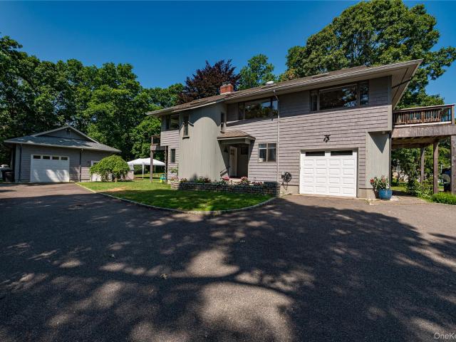 81 Manor Lane