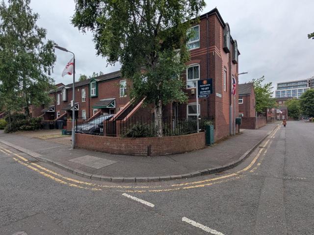 81 Maryville Street, Dublin Road, Belfast BT7 1AE