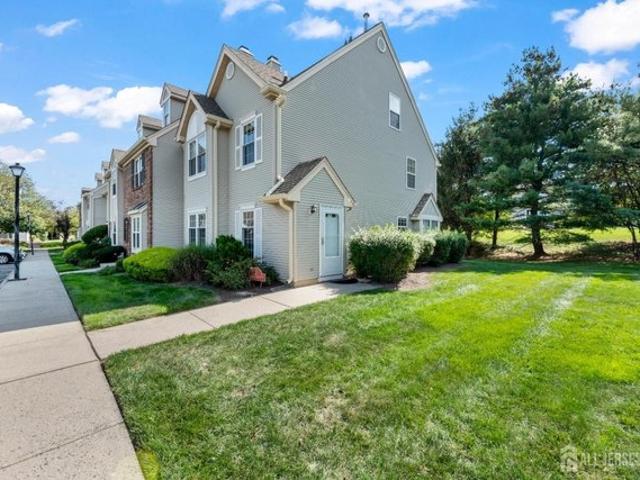 81 Maria Ct, South Brunswick, NJ 08824