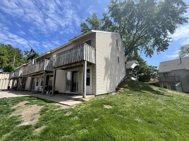 81 Maude Ave Apt A, Fox Lake, IL 60020