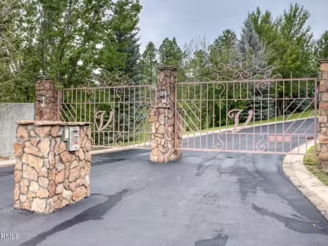 81 N Aspen Dr, Show Low, AZ 85901 MLS 6748698