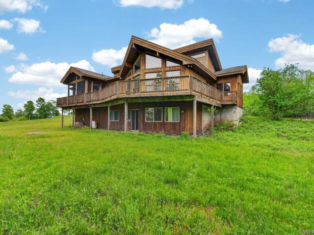 81 N Pond Drive
