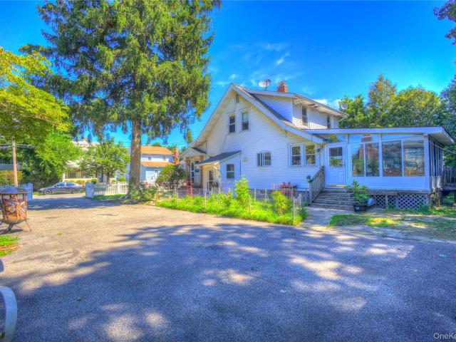 81 Notre Dame Avenue