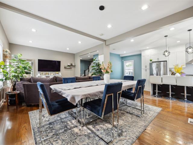 81 Pearsall Avenue