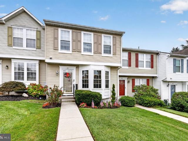 81 Pebble Lane