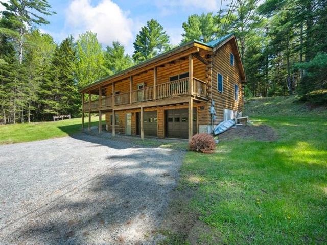 81 Pine Valley Rd, Bethlehem, NH 03574