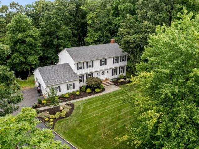 81 Poplar Dr