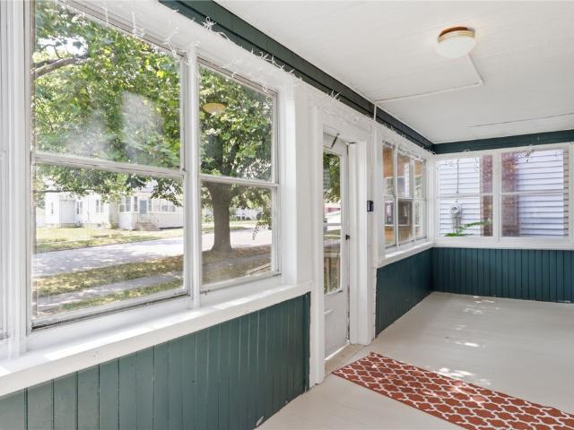 81 Pleasant Street