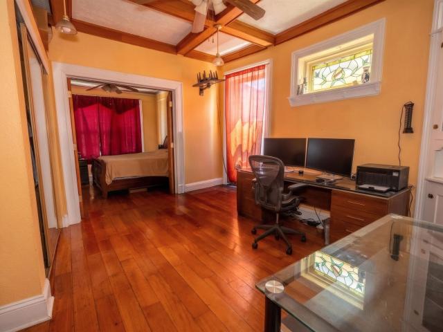 81 Romaine Ave # APT 2L