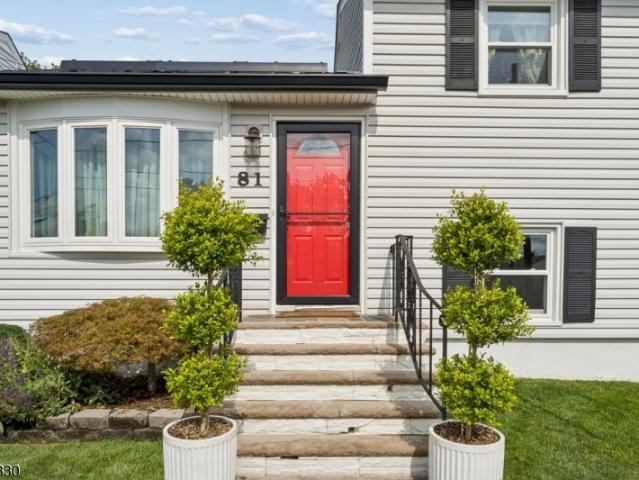 81 Rutan Rd