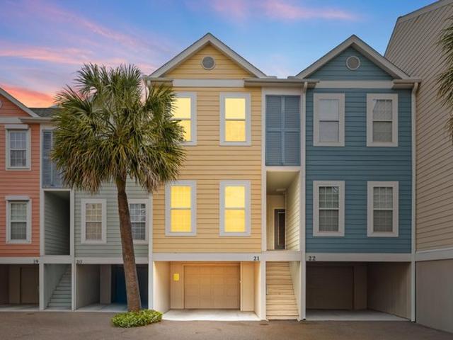 81 Sandbar Ln Unit 21, Folly Beach, SC 29439