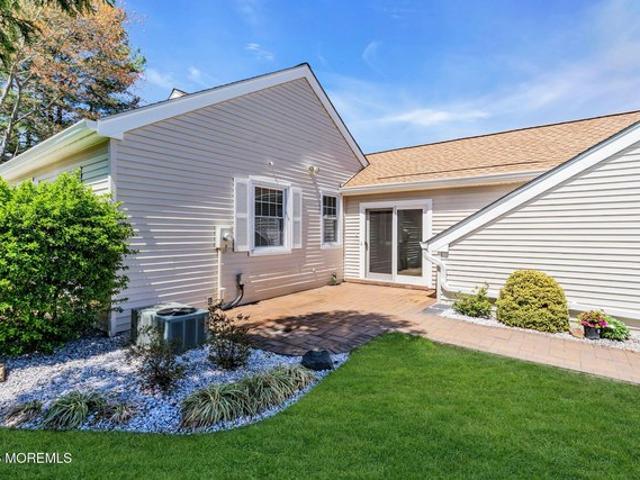 81D Parkway Dr Unit D, Freehold, NJ 07728