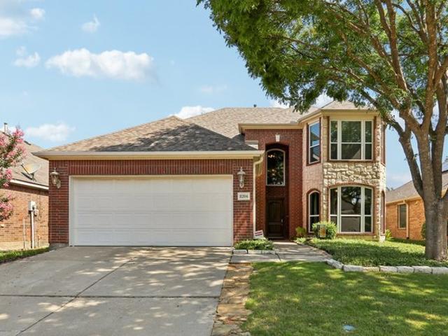 8204 Olympia Dr, McKinney, TX 75072