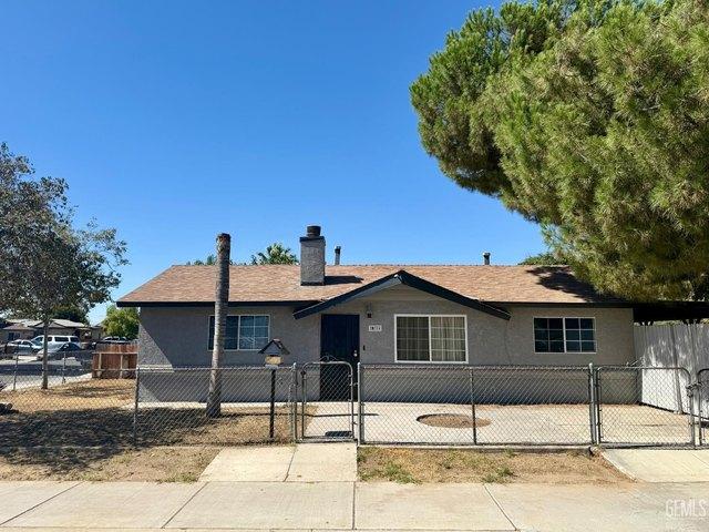 8204 Paradise Rd, Bakersfield, CA 93241