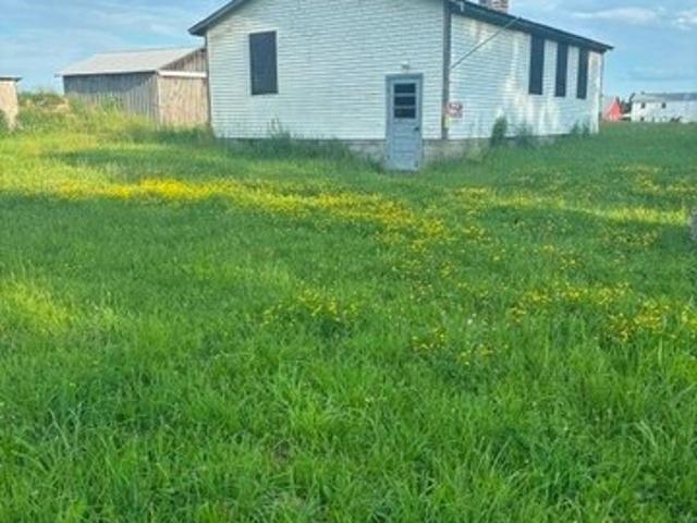 8204 Peavey Rd, Angelica, NY 14709