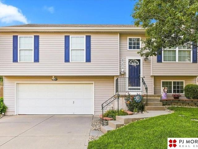 8204 S 161st Ave, Omaha, NE 68136