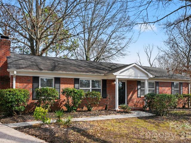 8205 Meadowind Cir, Charlotte, NC 28226 | MLS #4353