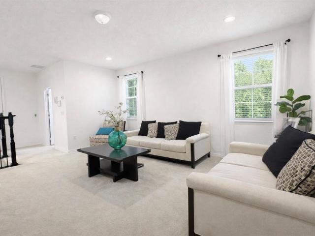 8205 Bayliss Ct, Orlando, FL 32825 | MLS #O6380