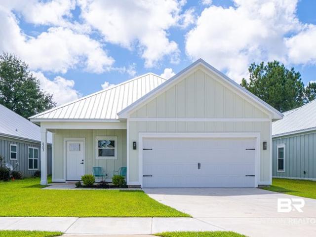 8205 Carmel Cir, Foley, AL 36535
