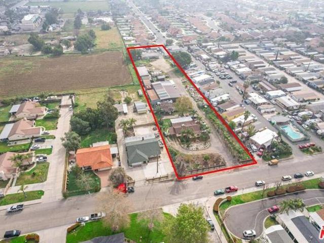 8205 Cottonwood Ave, Fontana, CA 92335