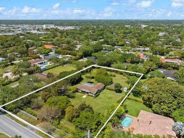8205 SW 136th St, Pinecrest, FL 33156 MLS A11560057