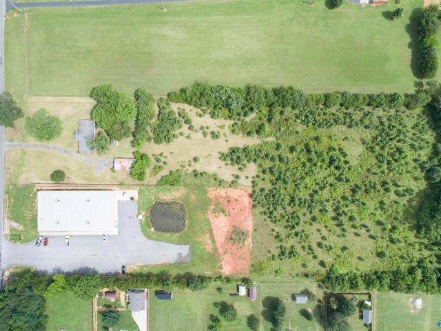 8205 Wall Triana Hwy