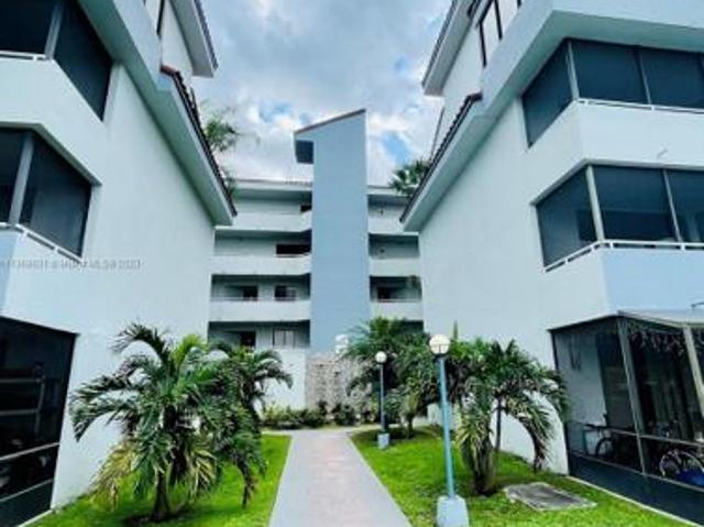 8205 152nd Ave SW #F 107, Miami, FL 33193