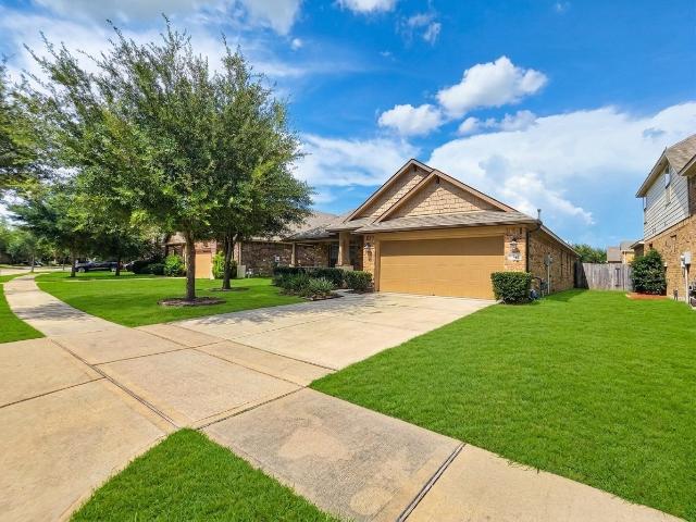 8206 Oxbow Manor Lane