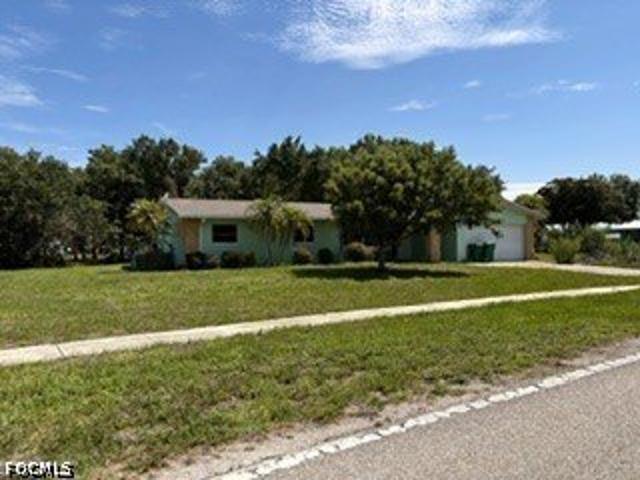 8206 Riverside Dr, Punta Gorda, FL 33982