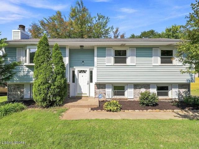 8206 Vaughn Mill Rd, Louisville, KY 40228