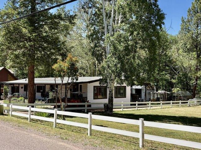 8206 W Parkinson Dr, Strawberry, AZ 85544