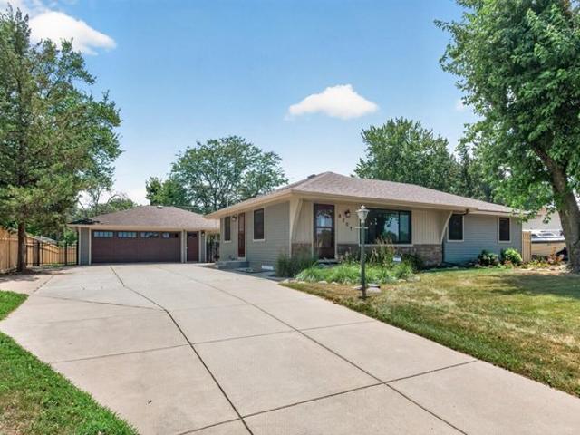 8207 Belden Blvd S, Cottage Grove, MN 55016