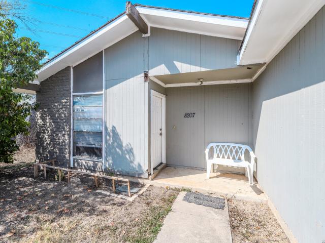 8207 Glen Fox, San Antonio, TX 78239 | MLS #1950 | Compass