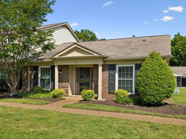 8207 Sawyer Brown Rd # E1