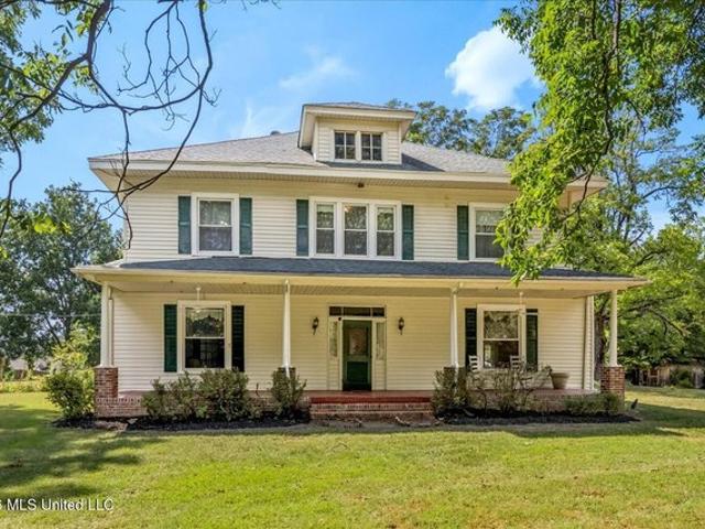 8207 Tchulahoma Rd, Southaven, MS 38671