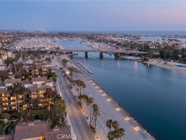 8208 Marina Pacifica Dr N, Long Beach, CA 90803