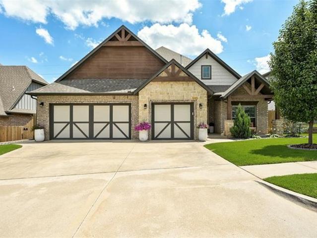 8208 Dax Dr, Edmond, OK 73034