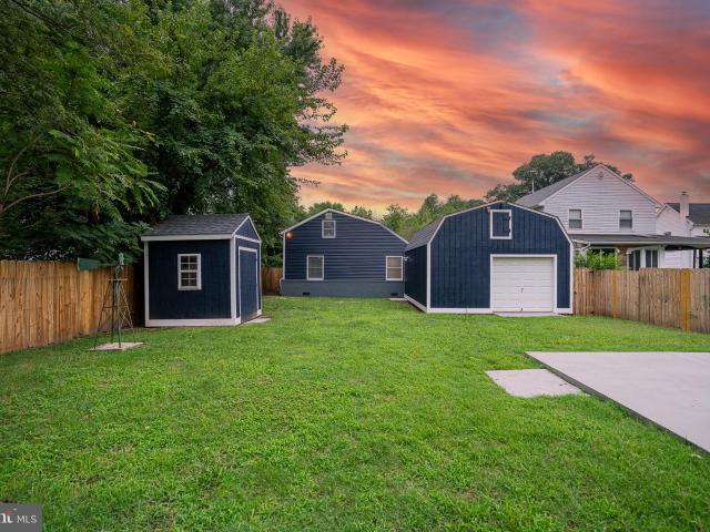 8208 Dogwood Dr, Dundalk, MD 21222 | MLS #MDBC2152 | Compass