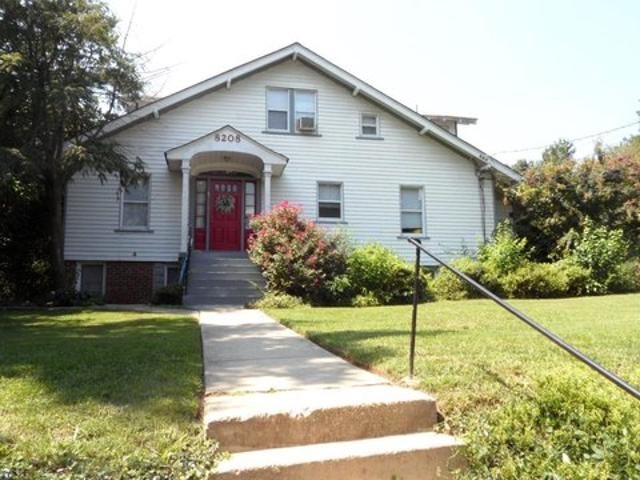 8208 Greenwood Ave, Takoma Park, MD 20912