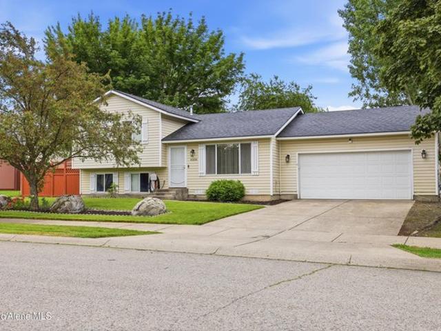 8208 W Arizona St, Rathdrum, ID 83858
