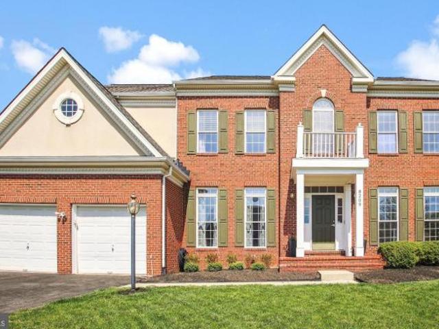8209 Hortonia Point Dr, Millersville, MD 21108