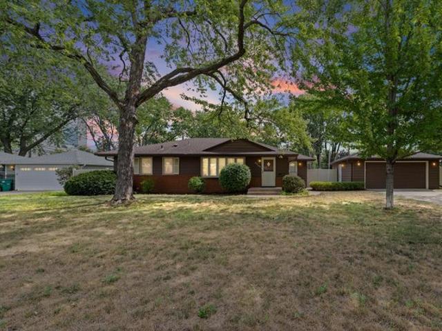 8209 Knox Ave S, Bloomington, MN 55431