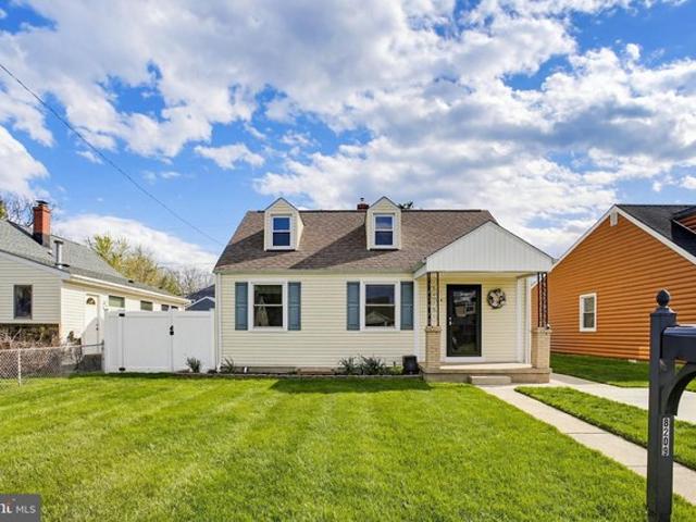 8209 Longpoint Rd, Baltimore, MD 21222