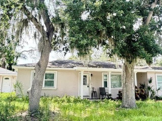 8209 Papaya St, Port Richey, FL 34668